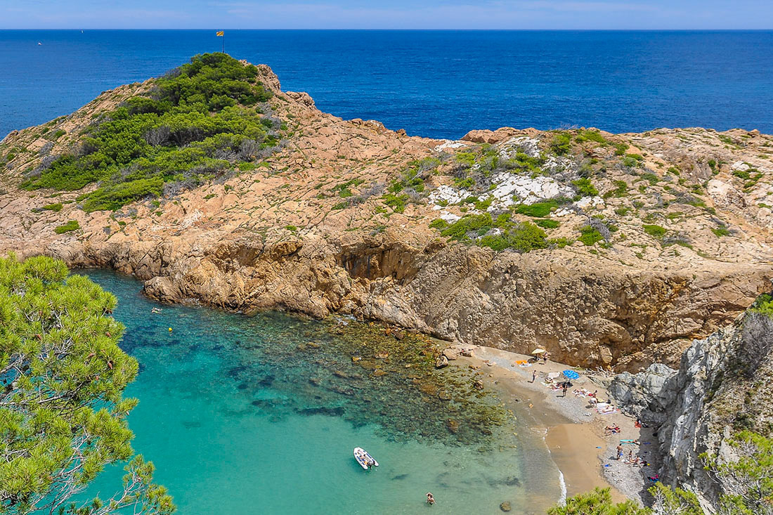 13 Easy Barcelona Day Trips - Escape the Heat!